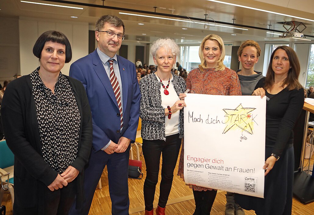 Tagung zum internationalen Tag zur Beseitigung von Gewalt an Frauen ...