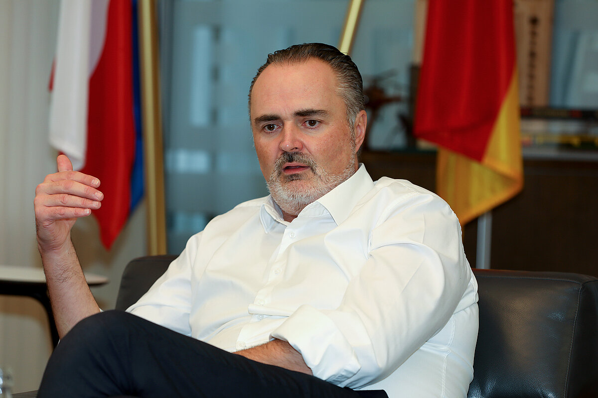 LH Doskozil tief betroffen über Ableben von Michael Racz - Land Burgenland