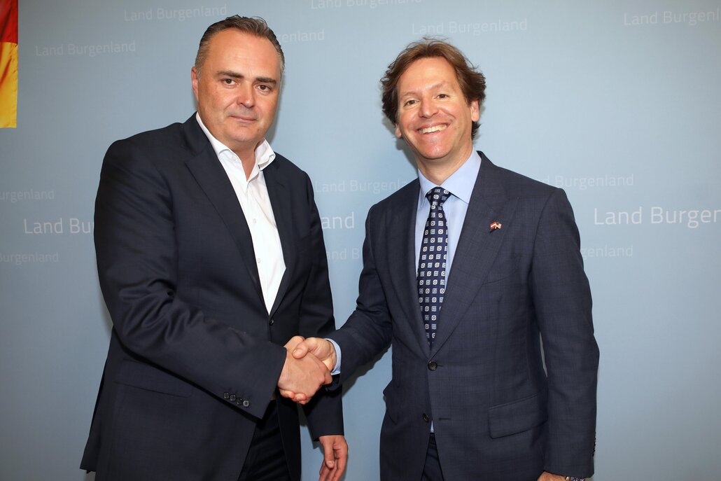 Arbeitsbesuch von US Botschafter Trevor D. Traina bei Landeshauptmann ...