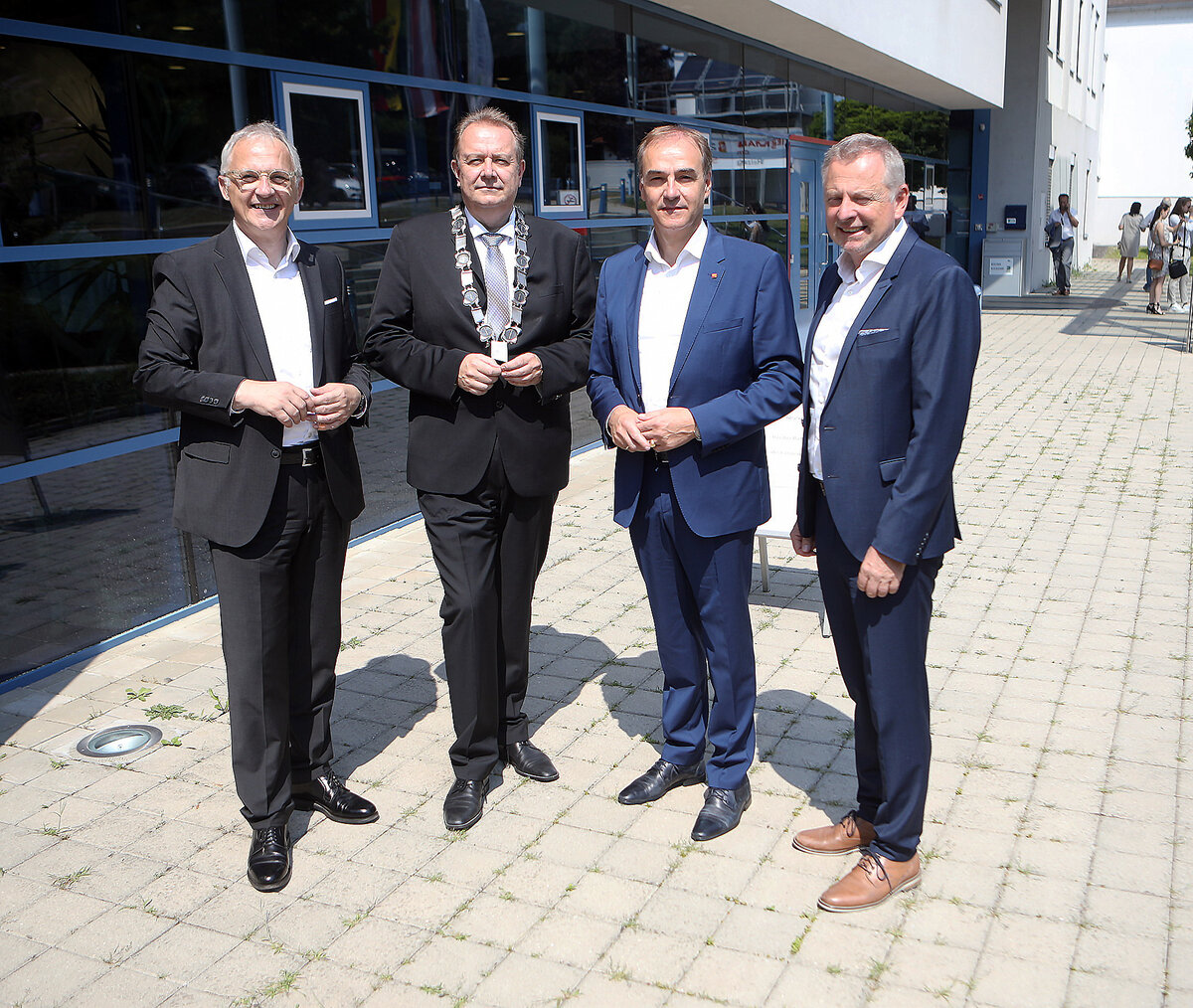 34 Absolventinnen und Absolventen der FH Pinkafeld feierten Sponsion ...