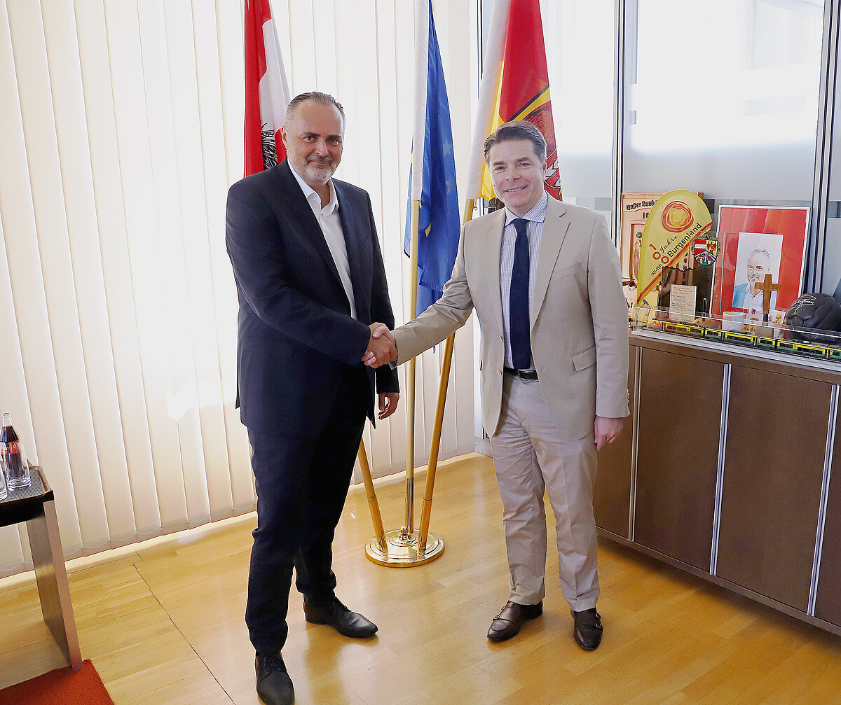 Slowenischer Botschafter Aleksander Geržina zu Gast im Landhaus - Land ...