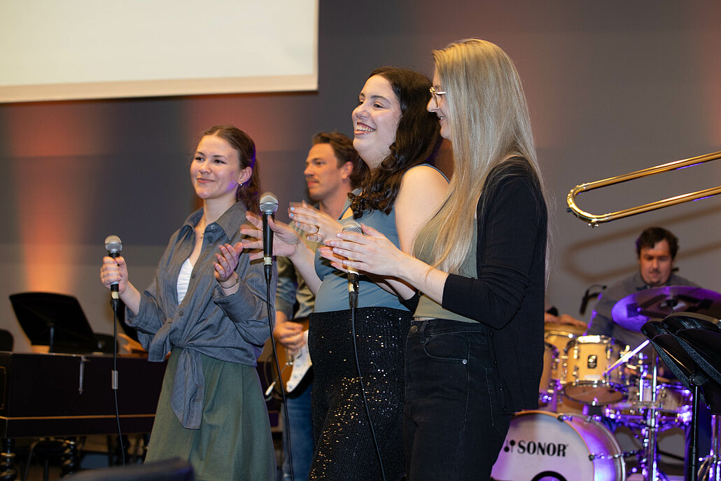 Ein musikalisches Tor zur Welt: Joseph Haydn Privathochschule für Musik offiziell eröffnet ...