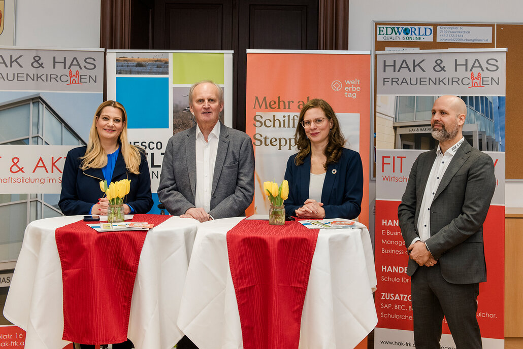 Jubiläumslogo für Welterbe Neusiedler See: Siegerin in Frauenkirchen ...