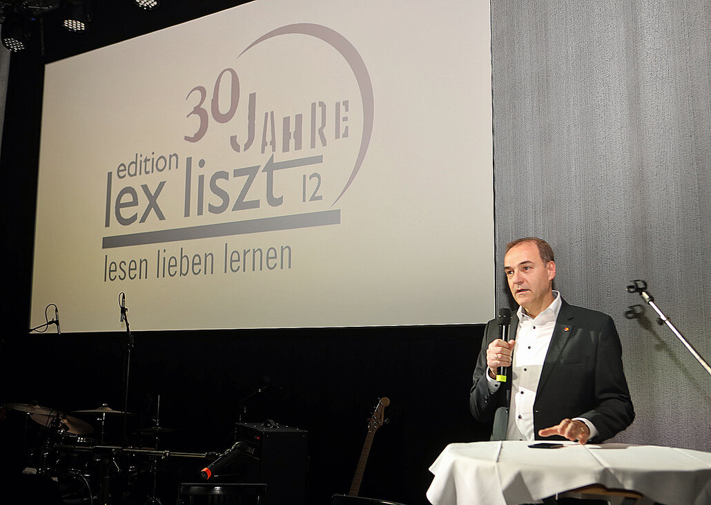 Verlagshaus "edition lex liszt 12" feierte das 30-jährige Jubiläum ...