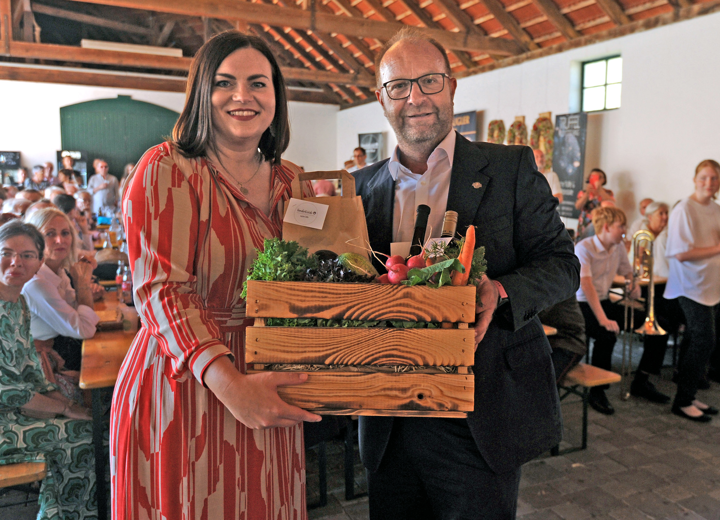 Großes Jubiläumsfest anlässlich 800 Jahre Pöttsching - Land Burgenland