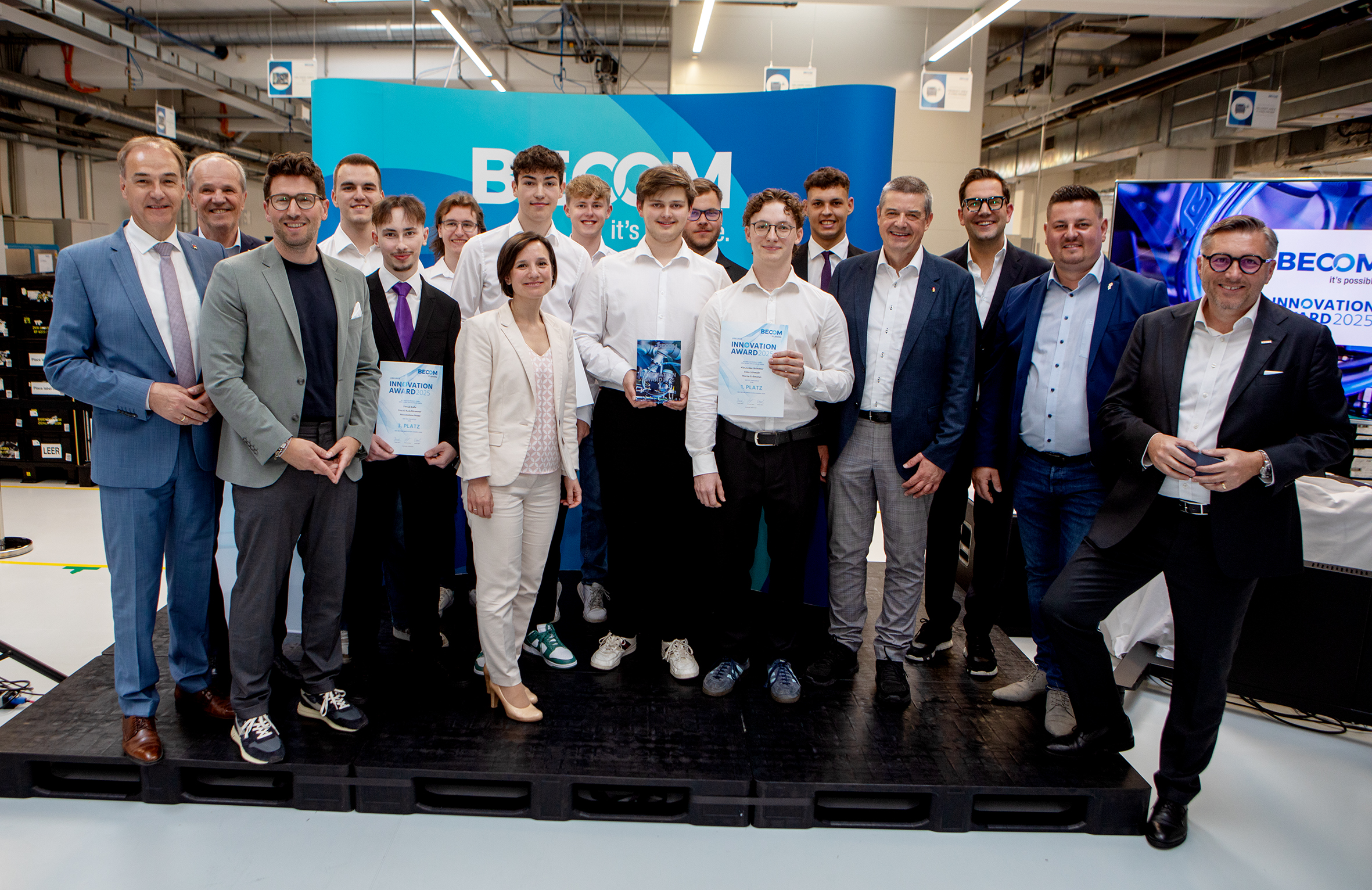 BECOM Innovation Award 2025 an Schülerinnen und Schüler der HTL ...