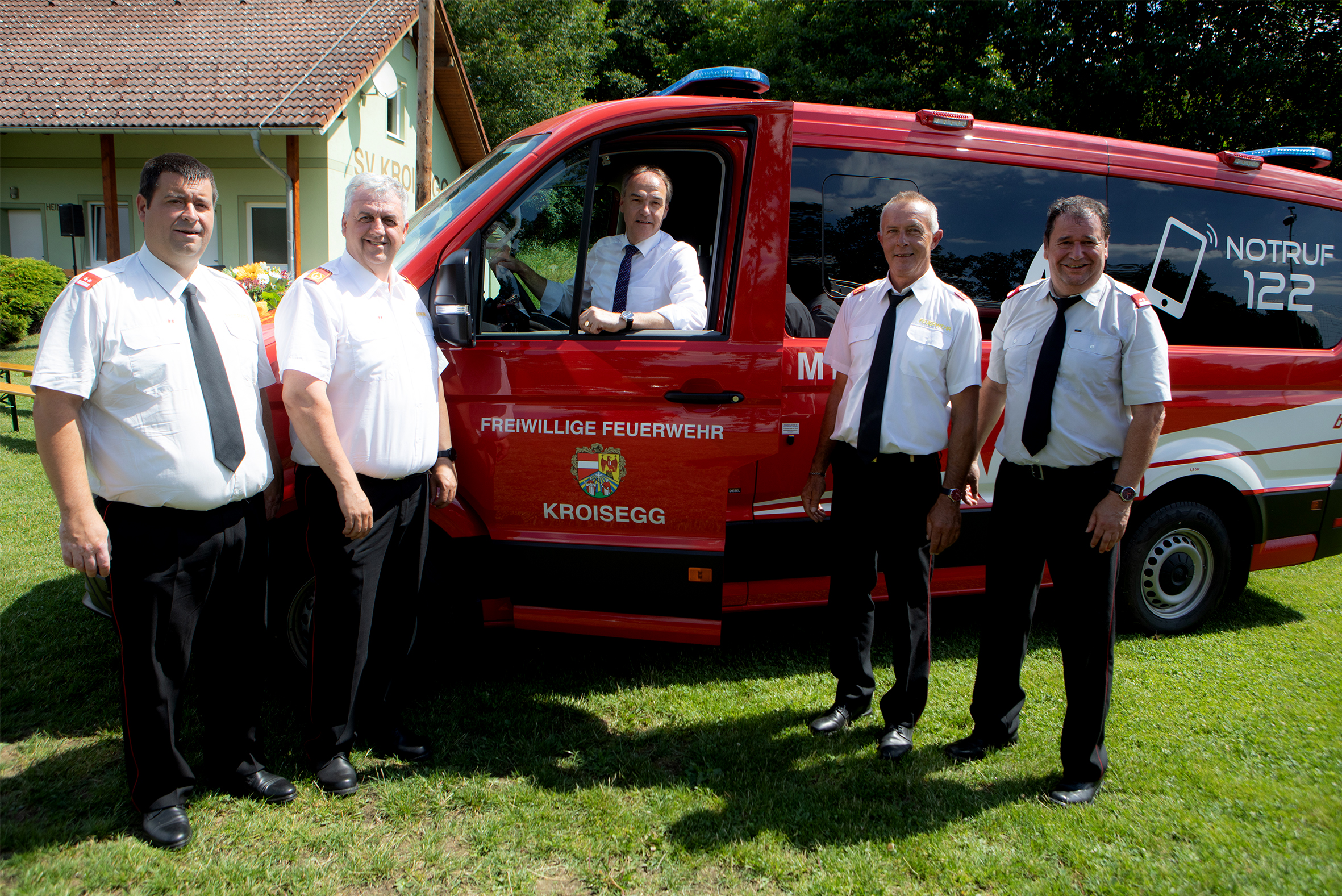 Neuer Mannschaftstransporter „VW Crafter“ für die Freiwillige Feuerwehr ...